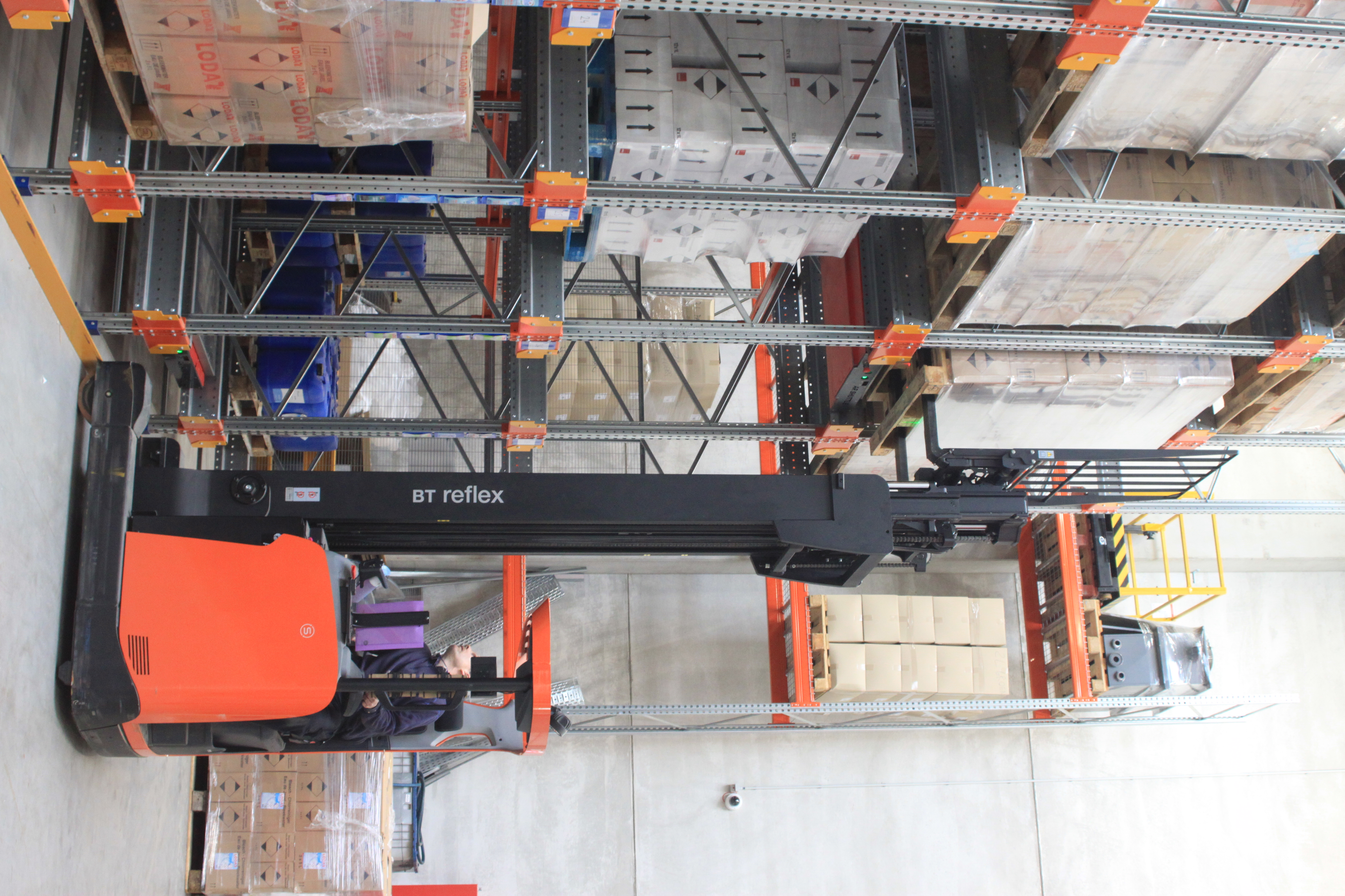Pallet shuttle system - High storage capacity - CLN Racking
